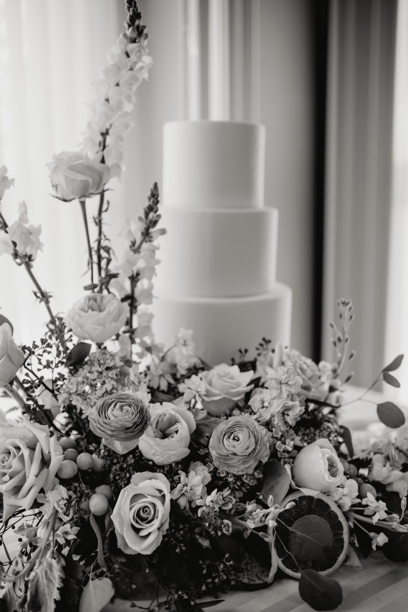 Peachy Spring Wedding at Pepin Mansion in New Albany, IN